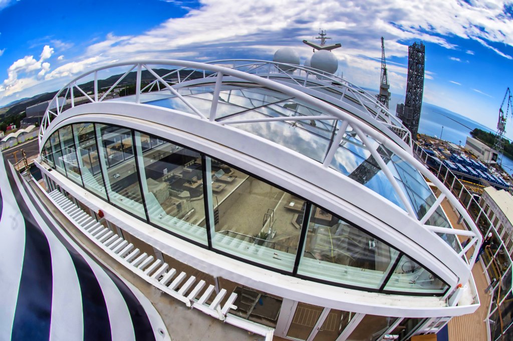 Skydomes: Advanced Cruise Ship Glass Roof Technology | Navim - Navim Group