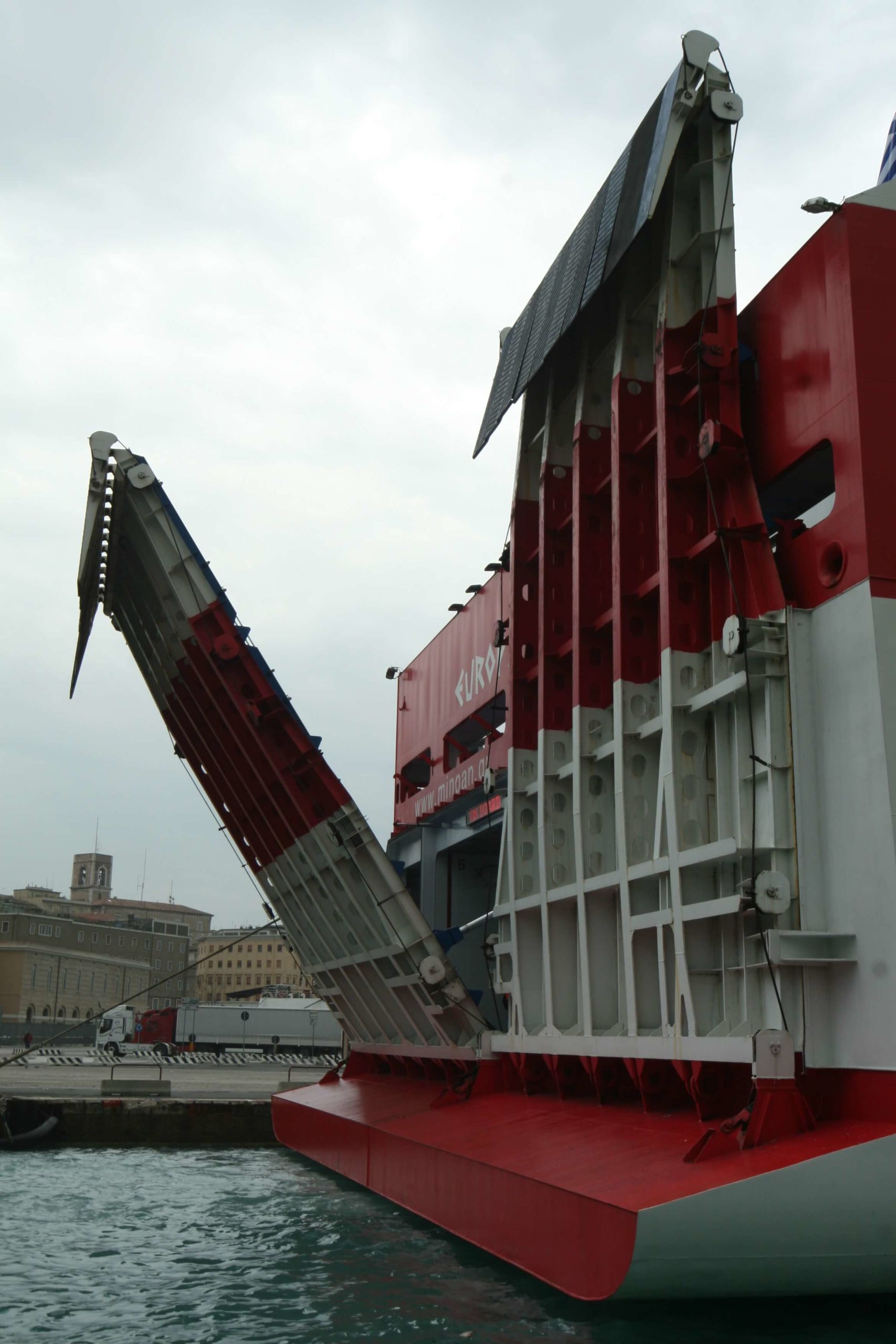 Cargo Access Equipment for RoRo, RoRo-Pax, Ferries - Navim Group