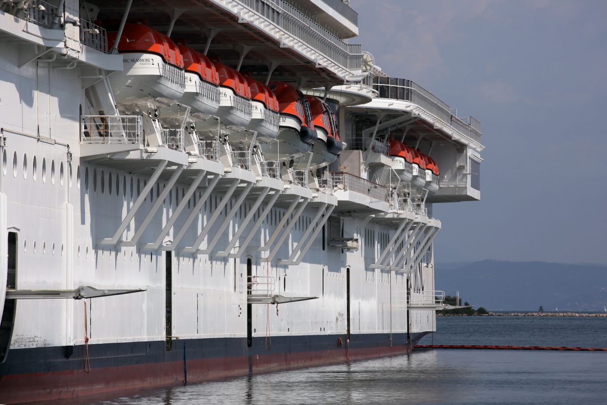 Navim is on MSC Seashore, the biggest cruise ship ever built in Italy ... Navim is on MSC Seashore, the biggest cruise ship ever built in Italy ...