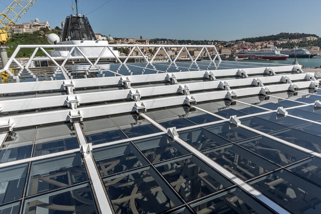 Skydomes: Advanced Cruise Ship Glass Roof Technology | Navim - Navim Group